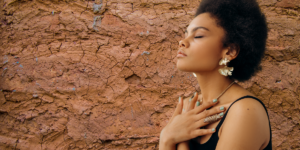 What It Means to Be a High-Vibration Person - 8 Key Traits and Habits